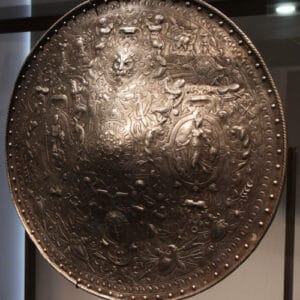 5 Types of Knight Shields in History [Facts & Pics] - Working the Flame