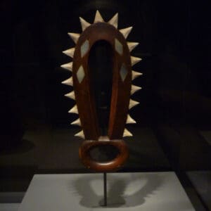 9 Weird & Strange Swords in History [Facts & Pics] - Working the Flame