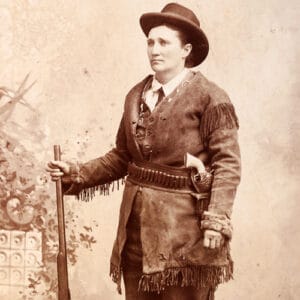 16 Famous Cowgirls & Wild West Outlaws [Facts & Pics] - Working the Flame